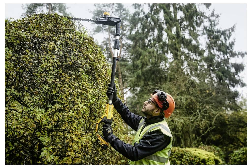 Dewalt Akku Akkus oszlopsövény nyíró 18 V Lítium 550 mm (DCMPH566P1-QW)